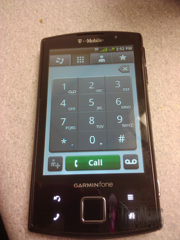 Real-life Photos Of The Garminfone Spotted For Those Of Us Who Are ...