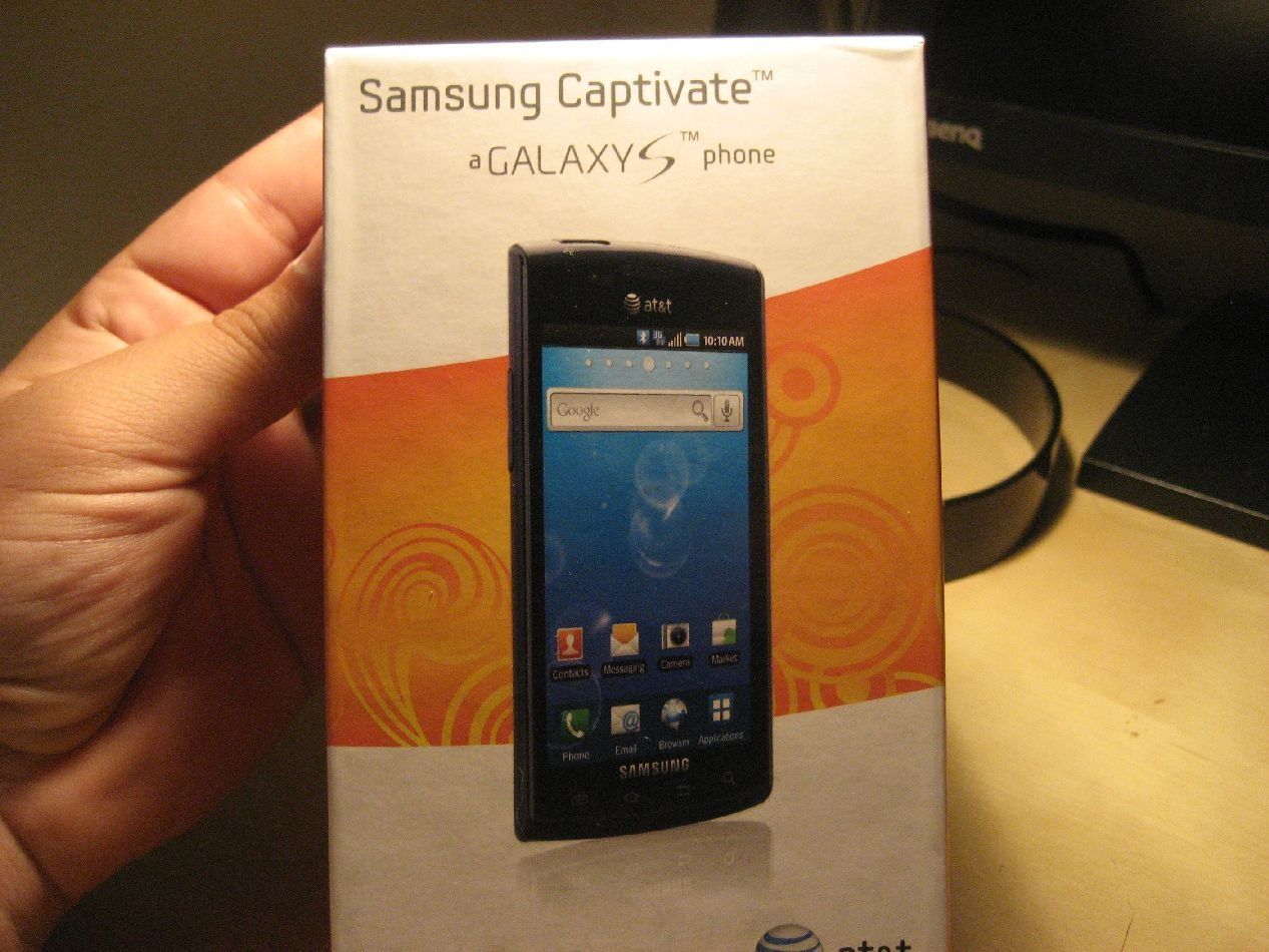 AT&T’s Samsung Captivate Unboxing And Initial Hands-On!