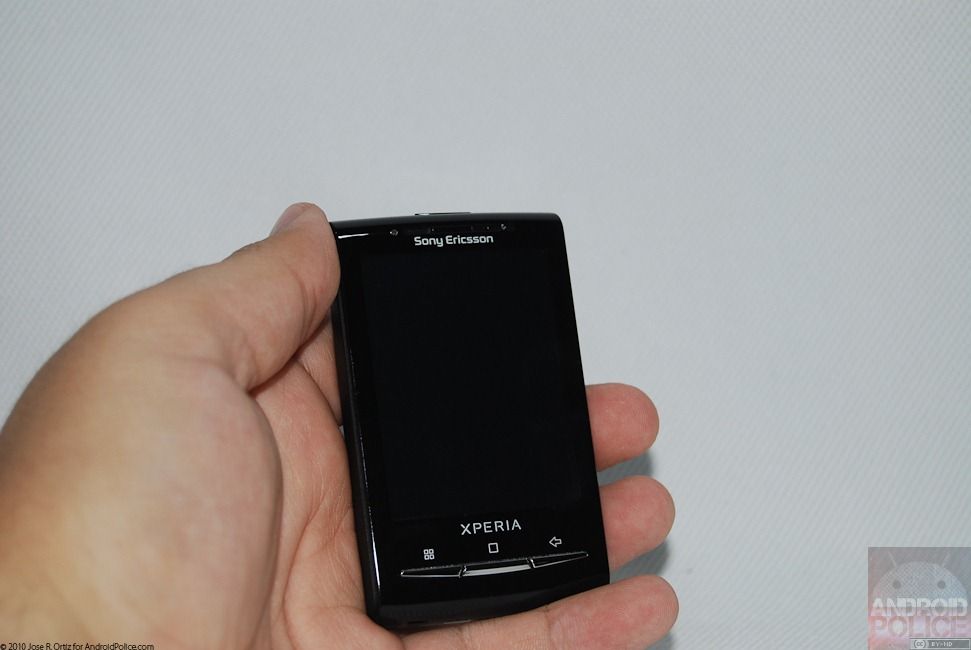 Unboxing: Sony Ericsson XPERIA X10 Mini / Mini Pro