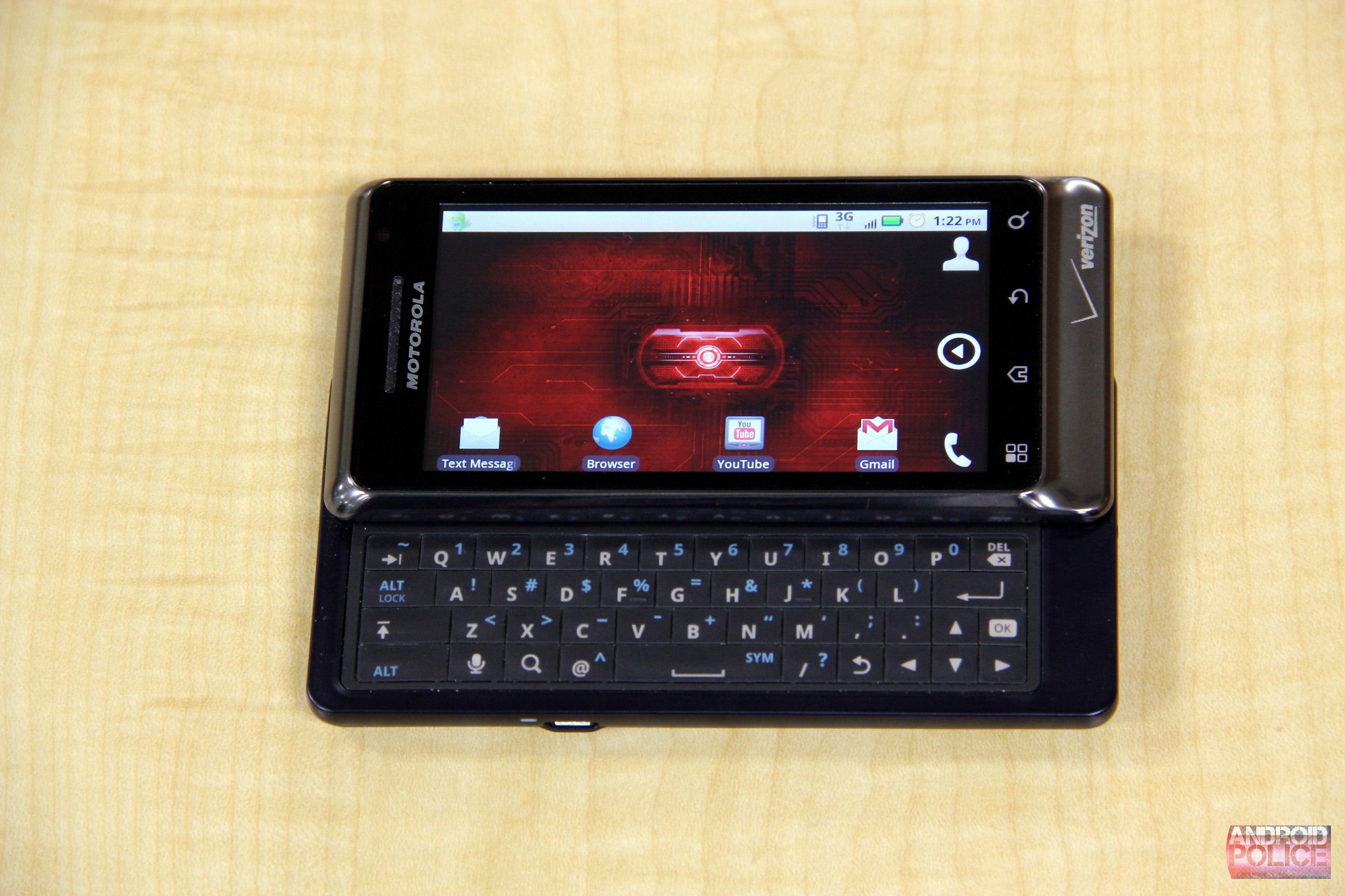 Motorola Droid 2 Review: A Bit Of Makeup But Not A Complete Makeover