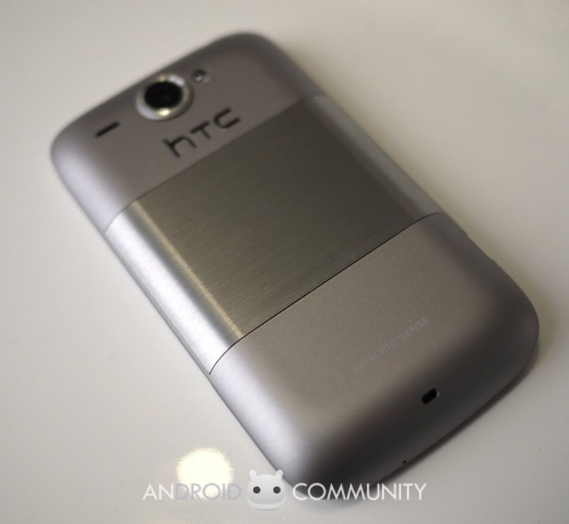 HTC Desire Goes White, Wildfire Goes Silver, We Go GaGa