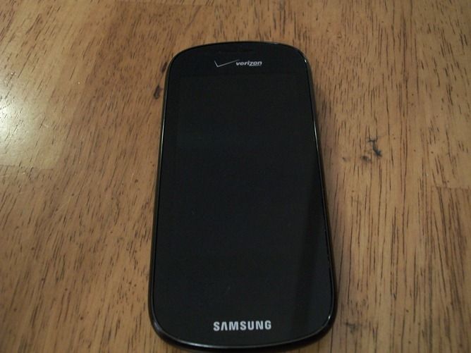 Samsung Continuum Review: Are Two Screens Really Better Than One?