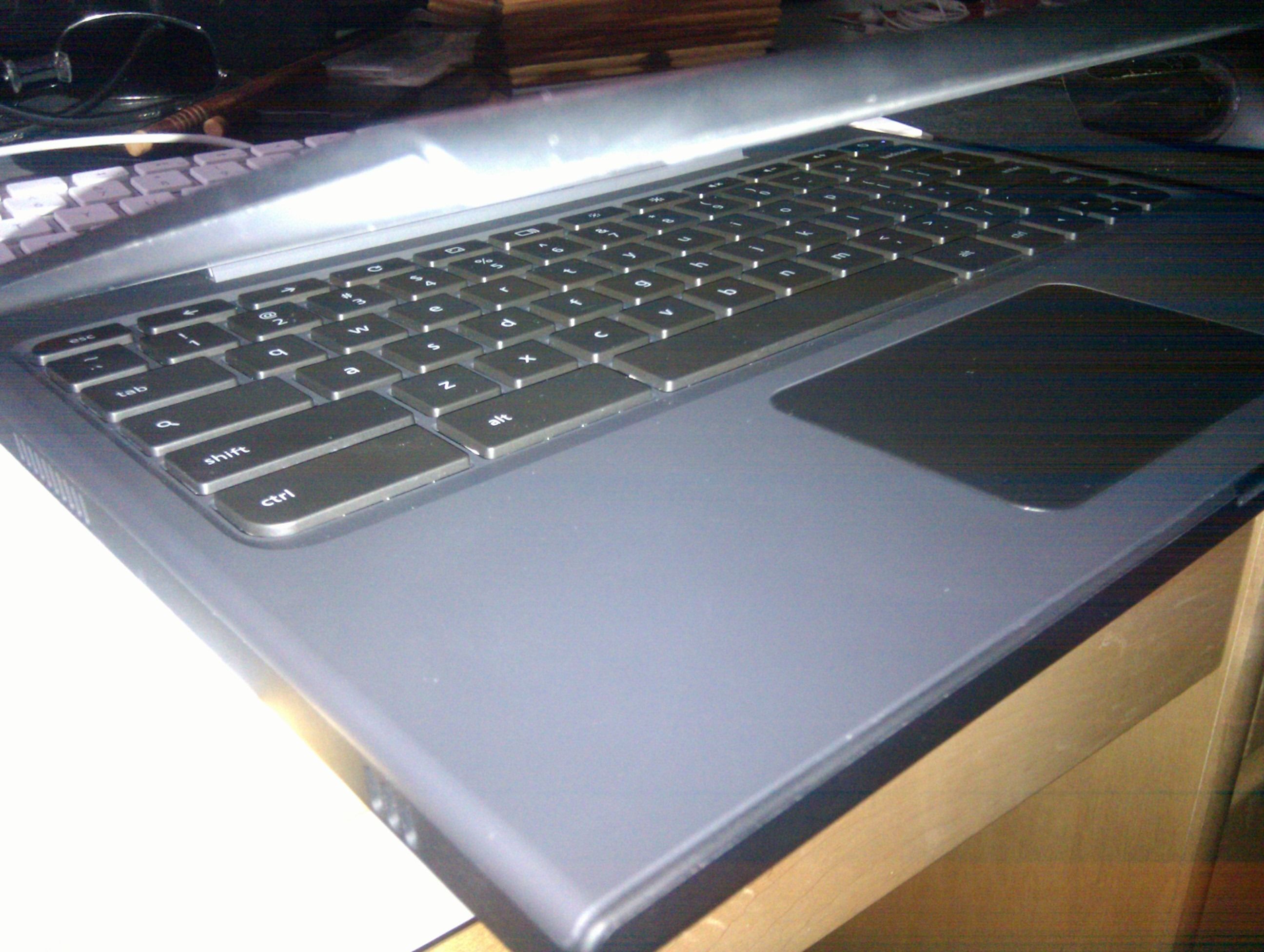 [Review] We Land A Google Chrome CR-48 Notebook, Do Stuff With It