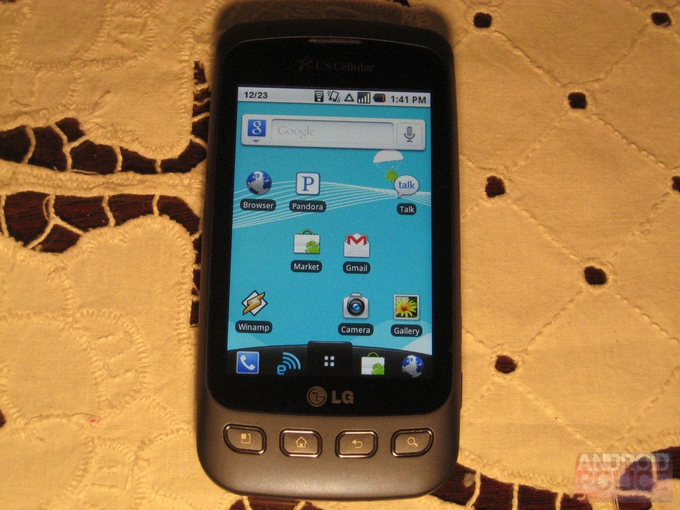 US Cellular LG Optimus U Review: What Free Phones Should Be Like
