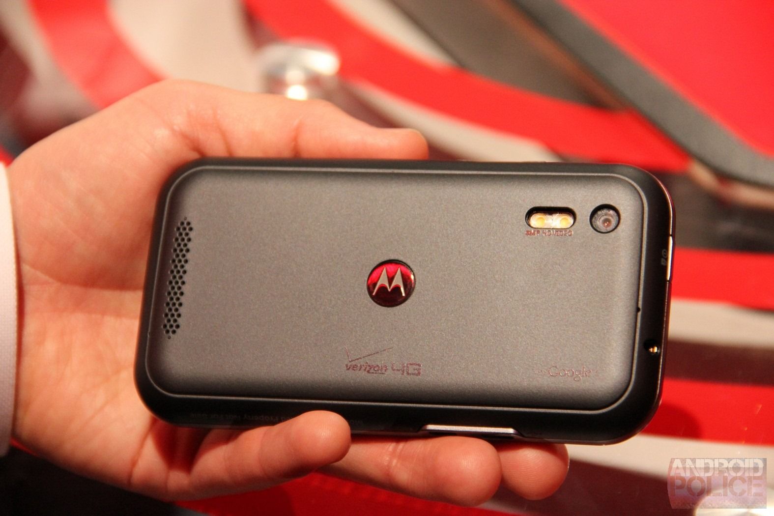 CES 2011: Quick Hands-On With Verizon's Dual-Core 4G LTE Motorola Droid ...