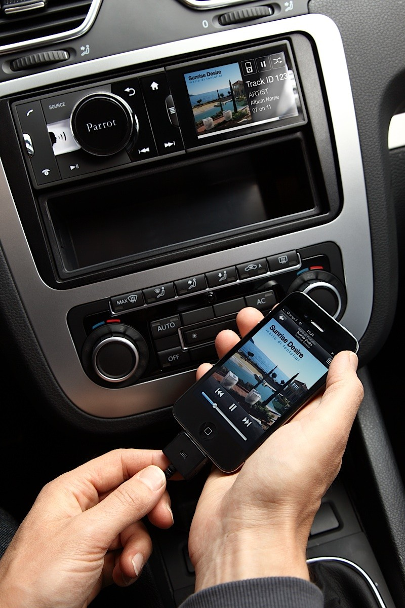 CES 2011: Parrot Introduces An Android-Powered Asteroid Car Stereo [Video]