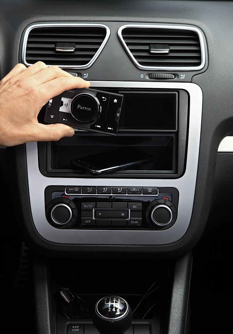 CES 2011: Parrot Introduces An Android-Powered Asteroid Car Stereo [Video]