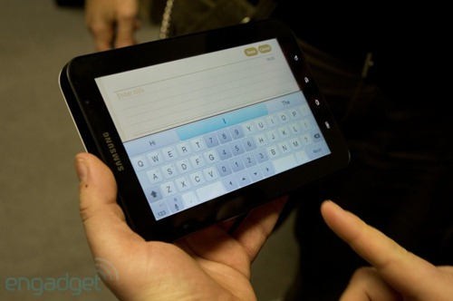 SwiftKey Announces A Tablet-Optimized, Tron-Inspired Honeycomb Keyboard