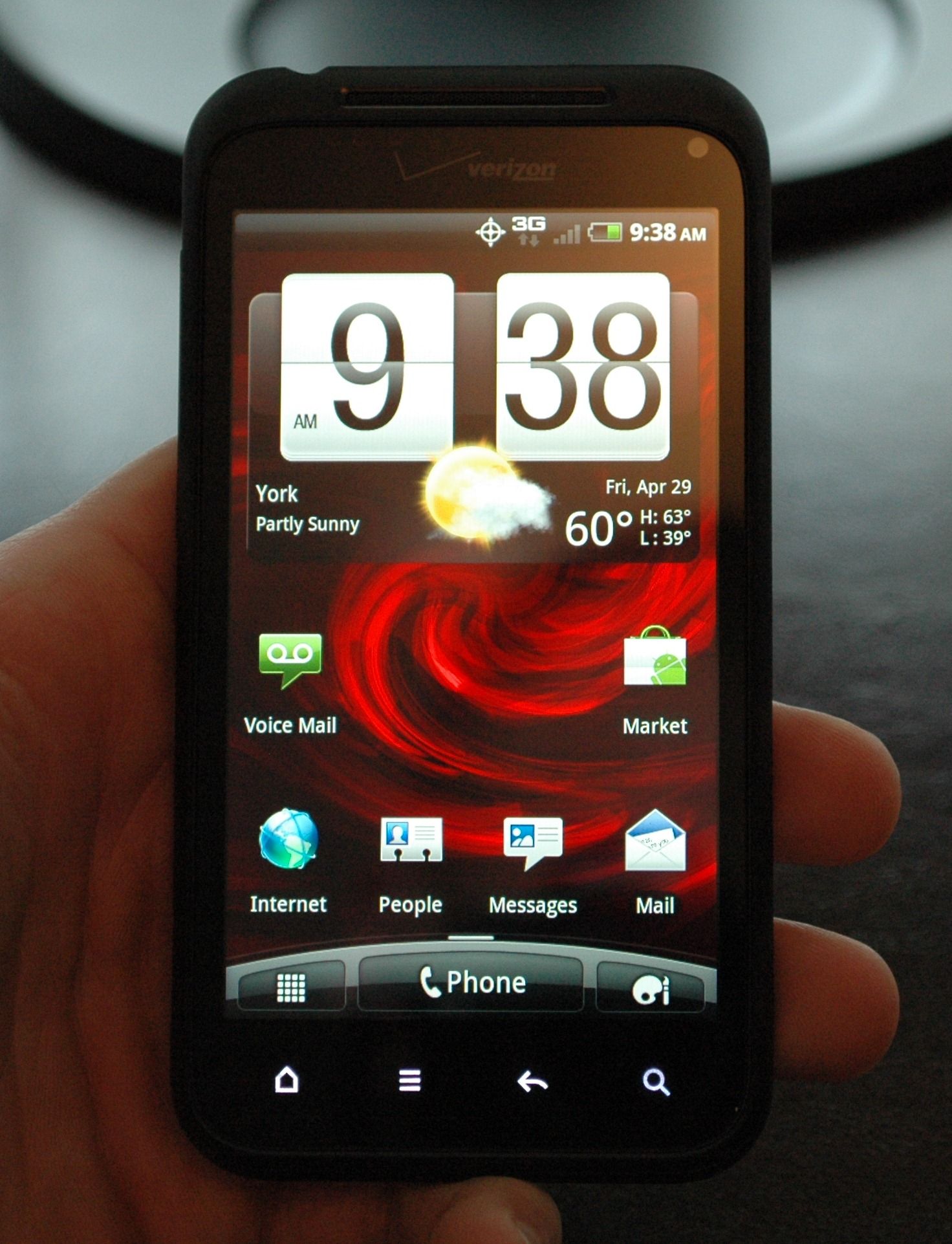 Unboxing & First Hands-On With The HTC DROID Incredible 2