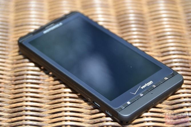 [Review] Motorola DROID X2: Even Raw Horsepower Can't Save This Phone ...