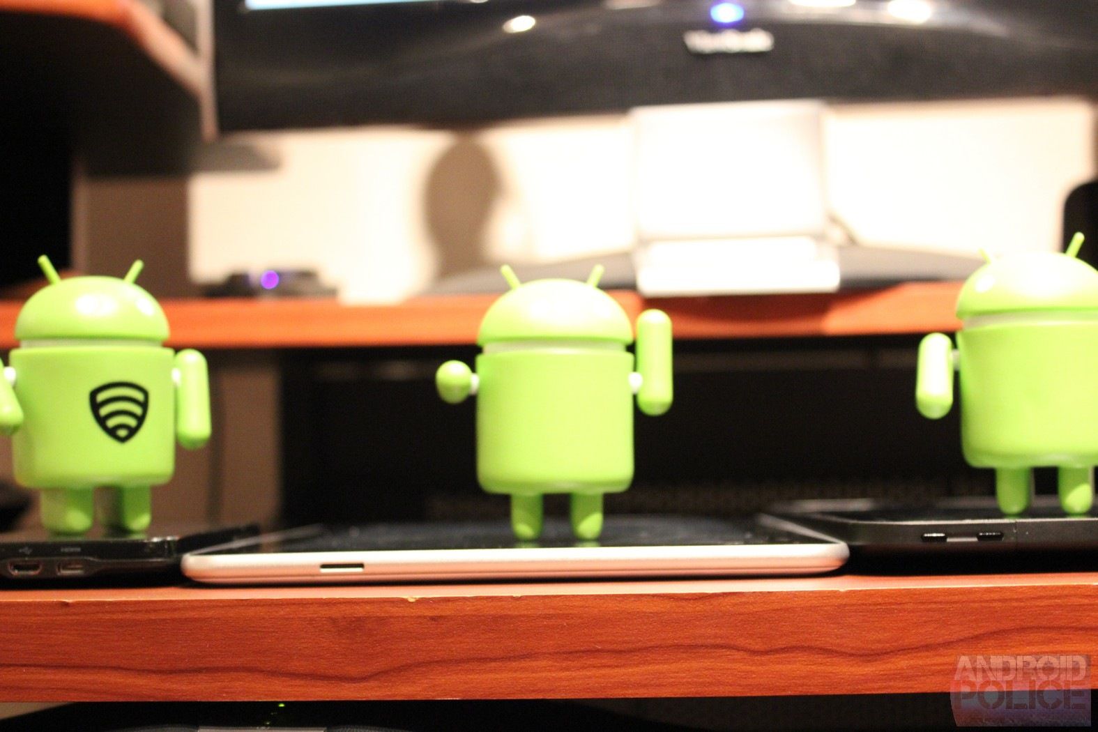 [Visualized] Samsung Galaxy Tab 10.1 Vs Motorola XOOM