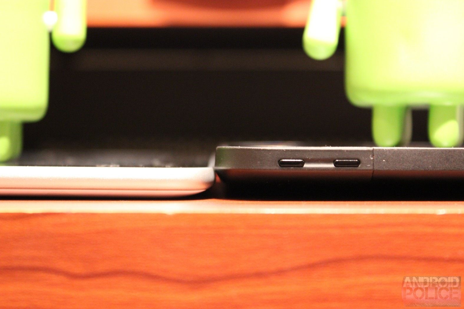 [Visualized] Samsung Galaxy Tab 10.1 Vs Motorola XOOM