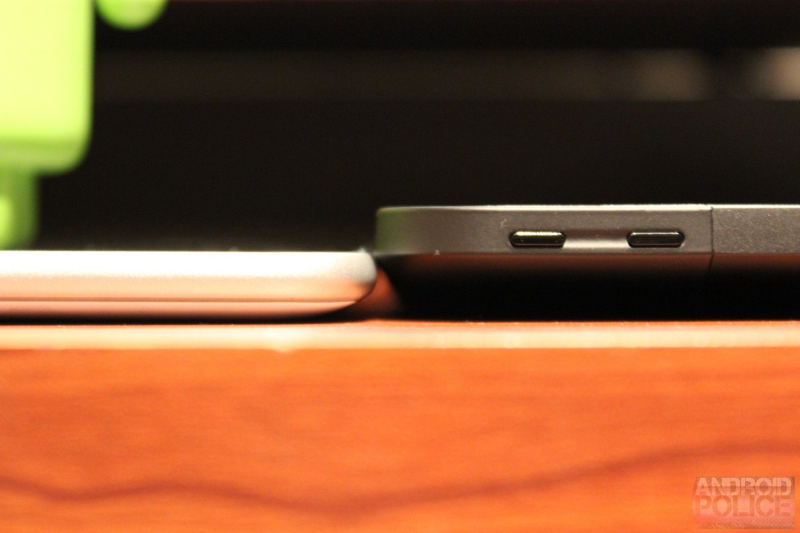 [Visualized] Samsung Galaxy Tab 10.1 Vs Motorola XOOM