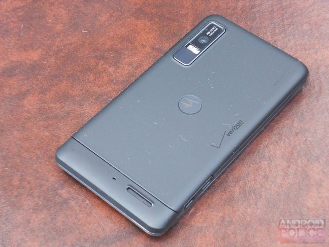 Unboxing & First Hands-On With The Motorola DROID 3