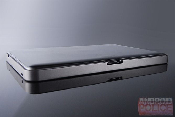 [Review] Logitech Keyboard Case Increases Productivity Without Ruining ...