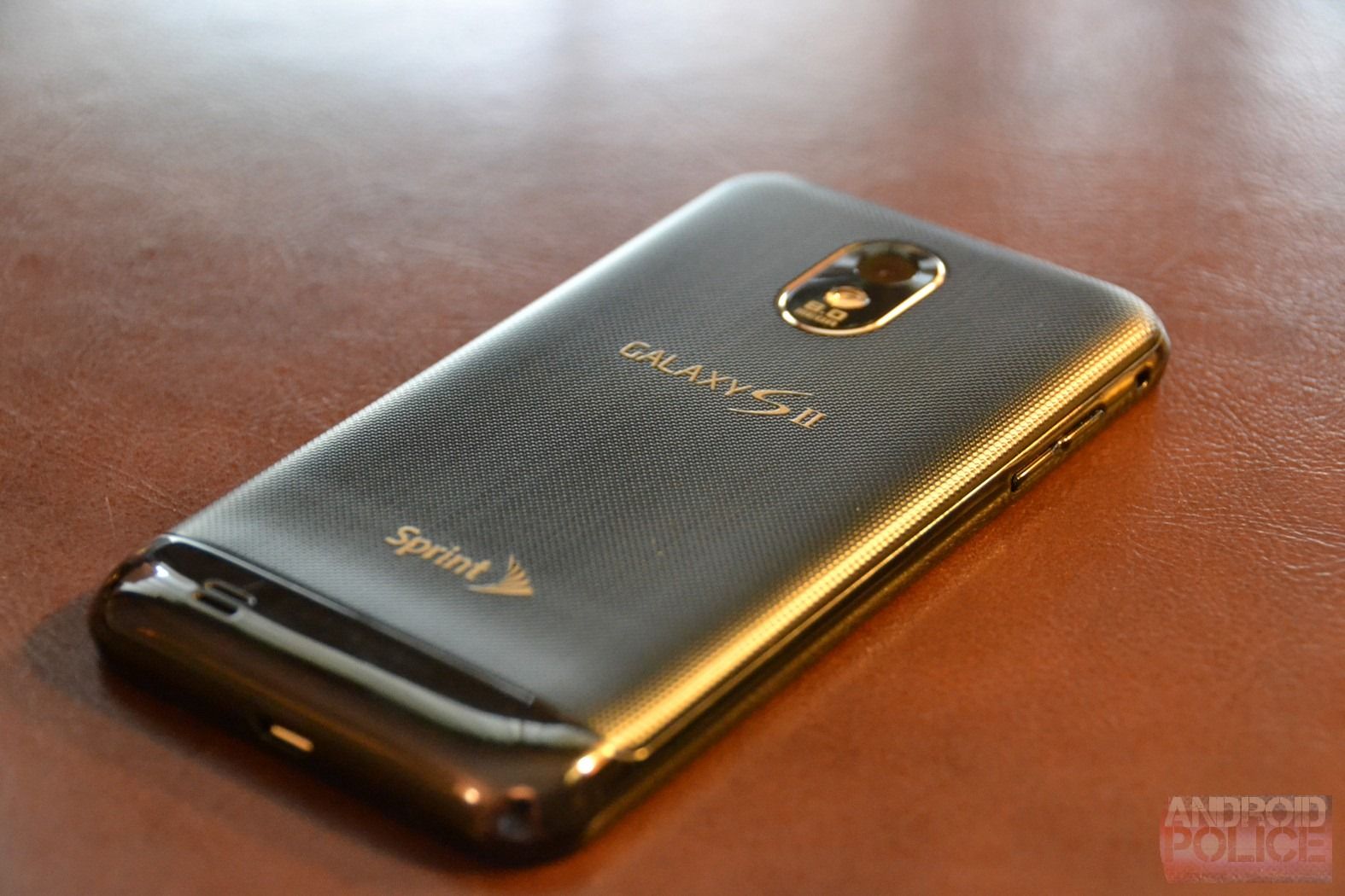 [Review] Samsung Epic 4G Touch: Big Power, Big Performance, Bigger Package