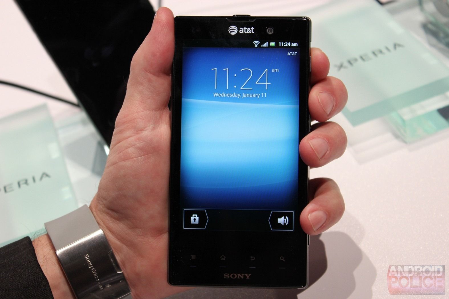 [CES 2012] Video Hands-On With The Sony Xperia Ion And Xperia S ...