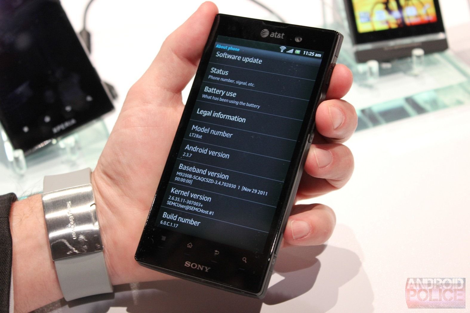 [CES 2012] Video Hands-On With The Sony Xperia Ion And Xperia S ...