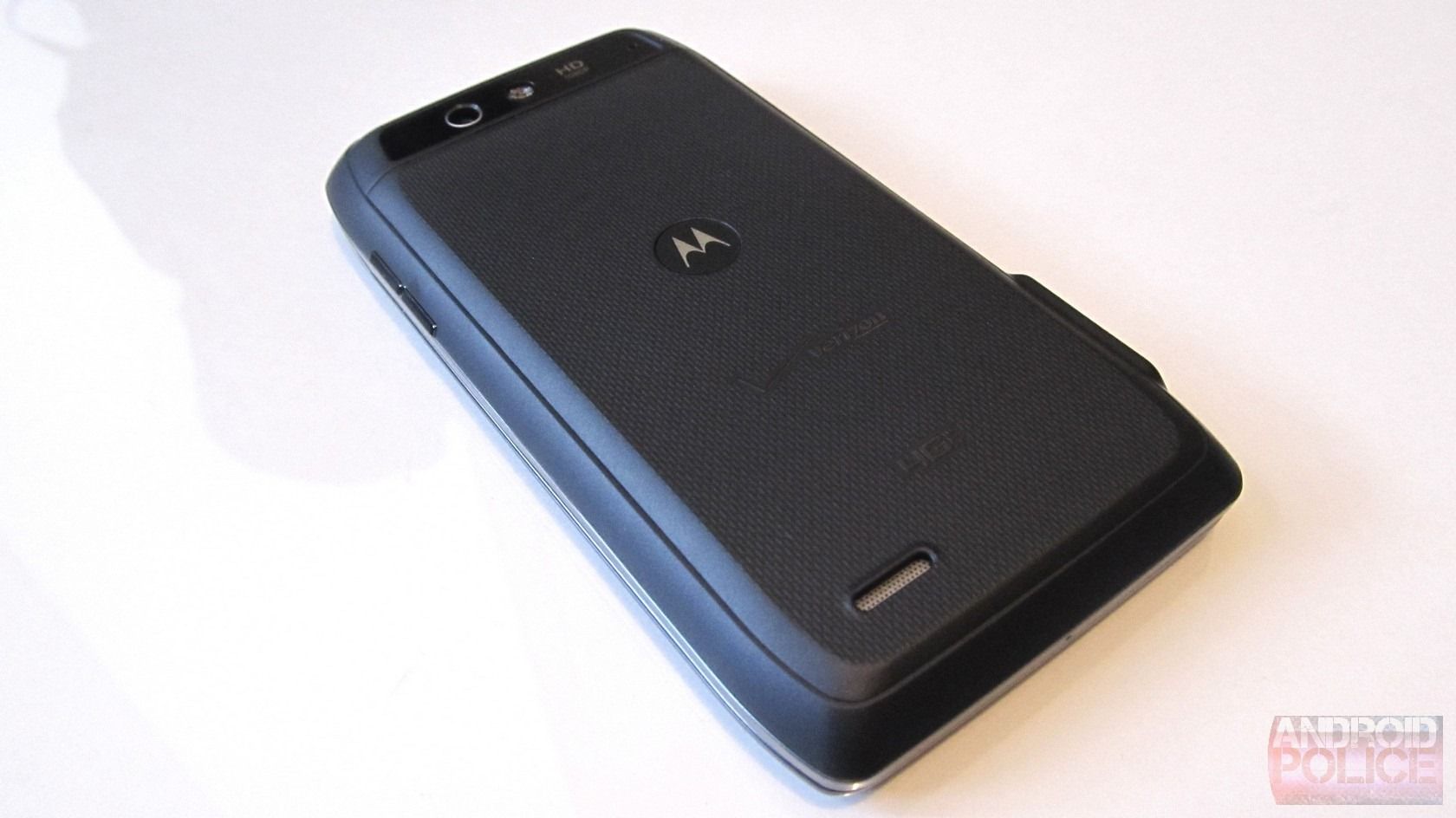 Initial Impressions And Hands-On With The Motorola Droid 4 On Verizon