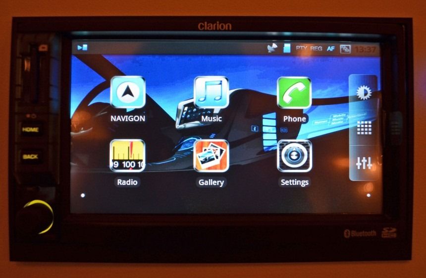 Clarion Unveils The Mirage, A 6.5-inch Android-Powered Car Stereo ...