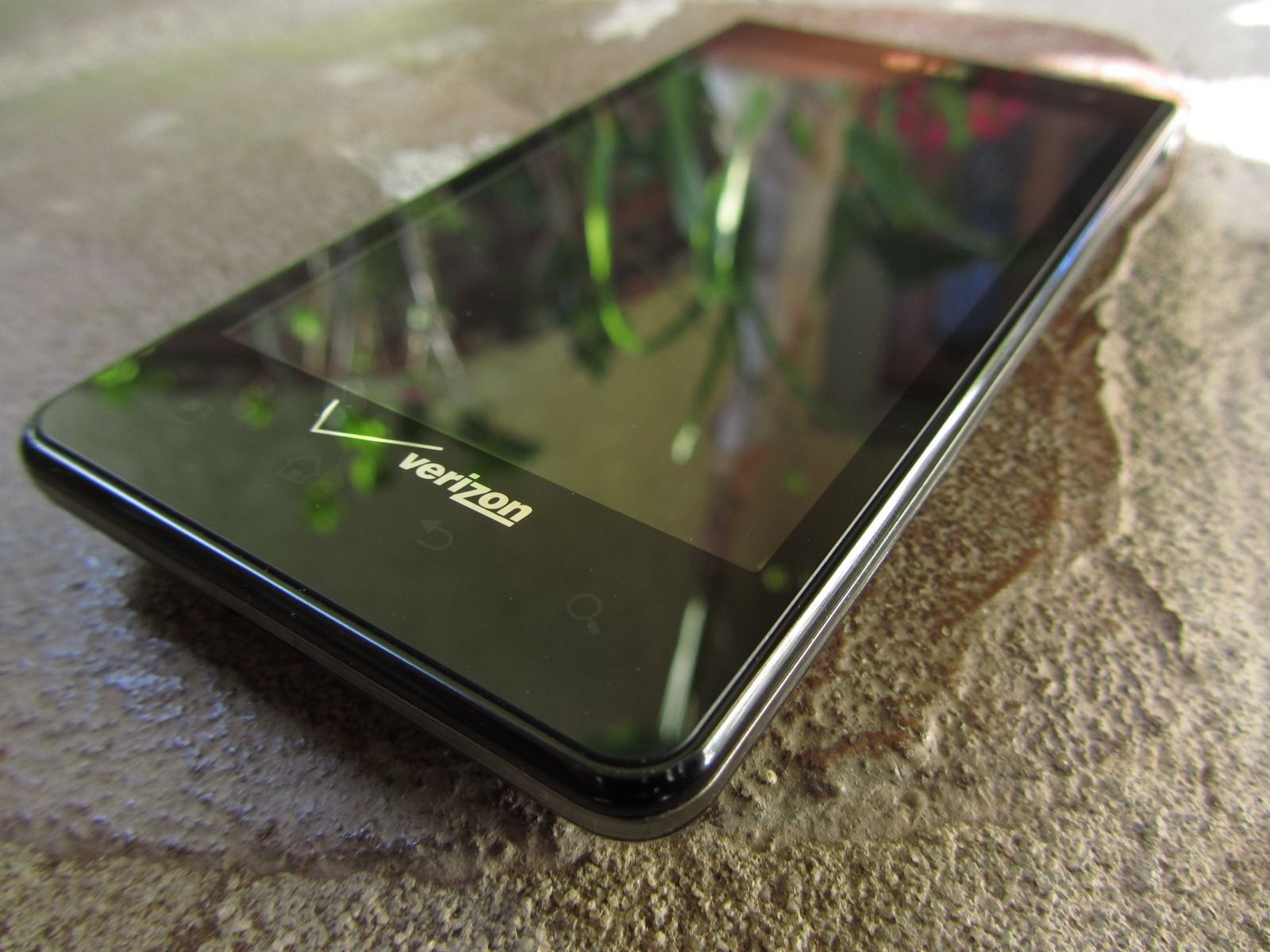 LG Lucid Review: The Budget Smartphone, Evolved