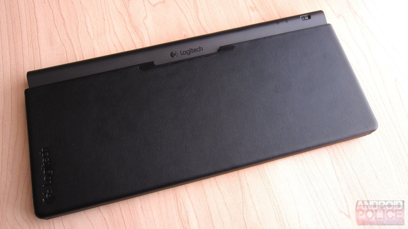[Lightning Review] Logitech Bluetooth Keyboard For Android 3.0+ Devices