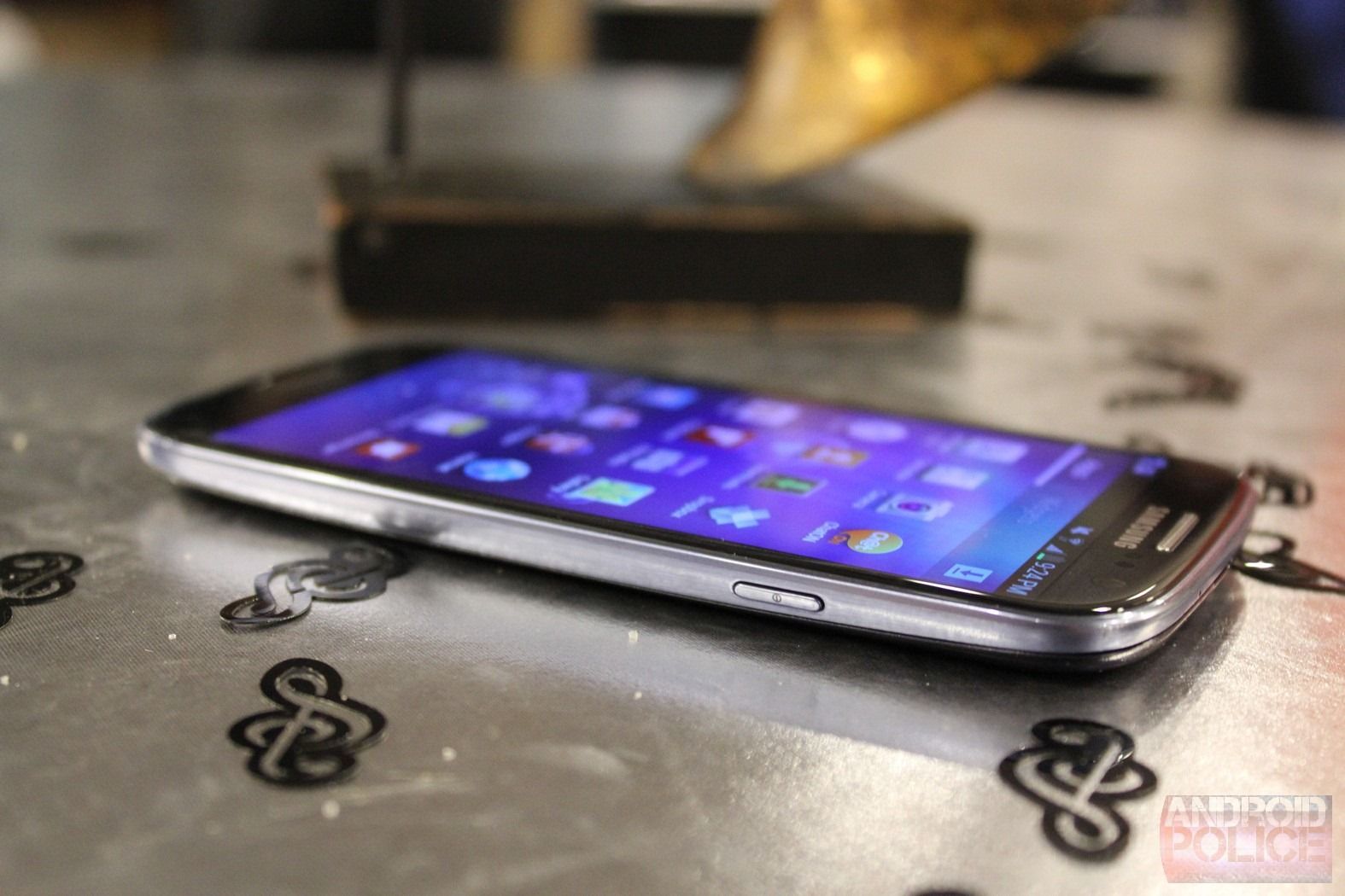 Closer Look And Hands-On With The Samsung Galaxy S III - The Most ...