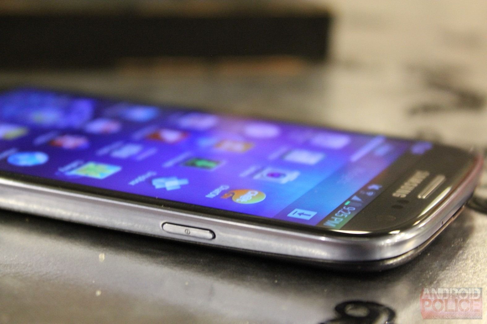 Closer Look And Hands-On With The Samsung Galaxy S III - The Most ...