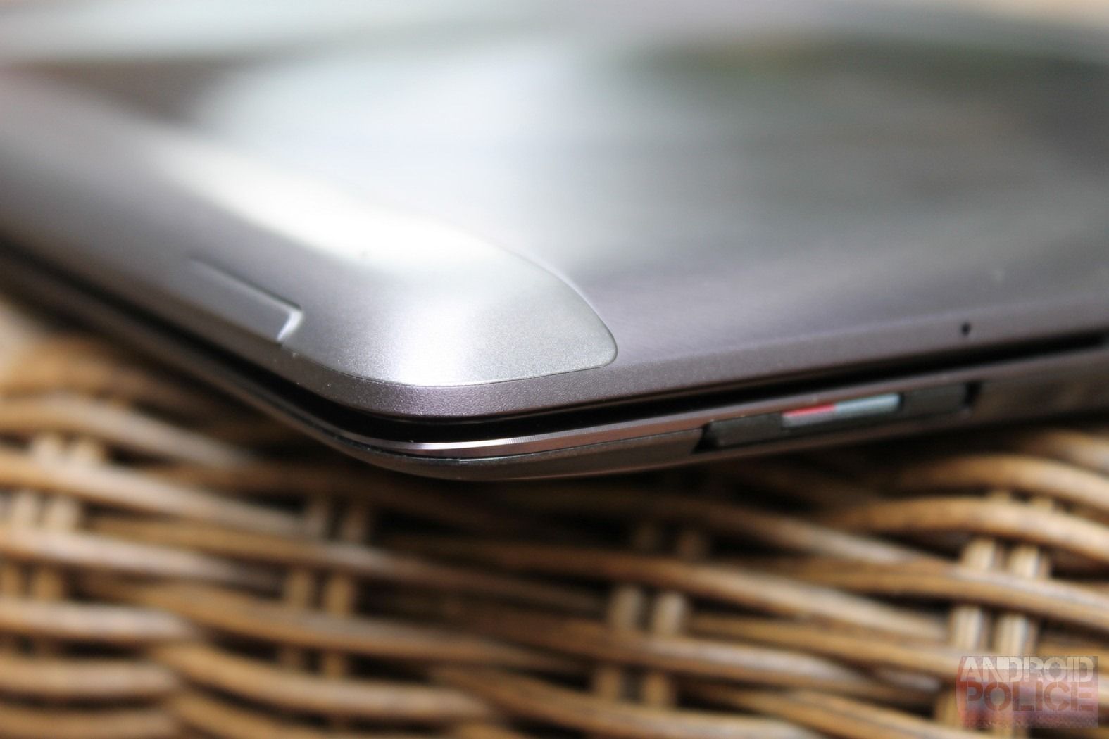 Asus Transformer Pad Infinity (TF700 Wi-Fi) Review: At The Crossroads ...