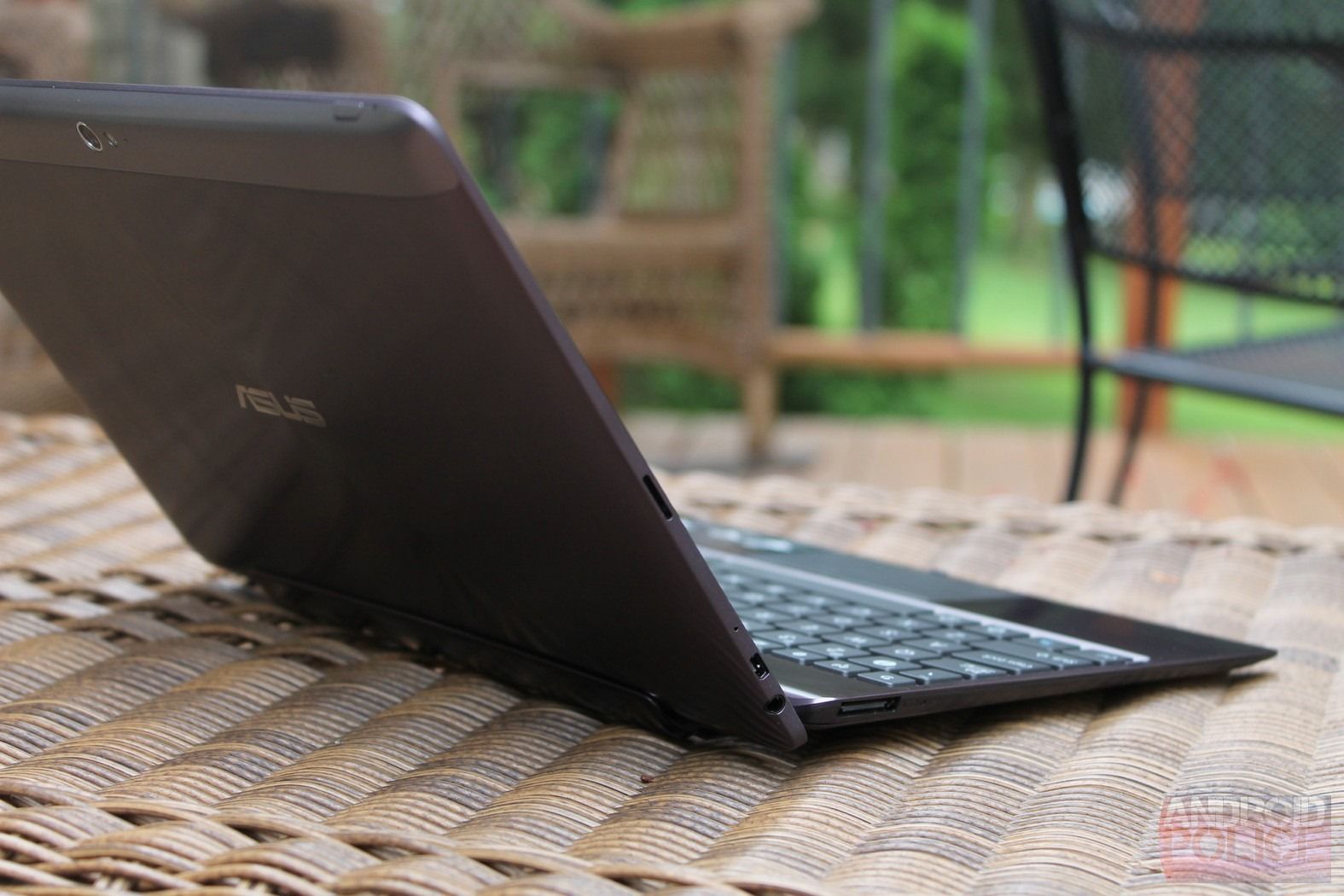 Asus Transformer Pad Infinity (TF700 Wi-Fi) Review: At The Crossroads ...