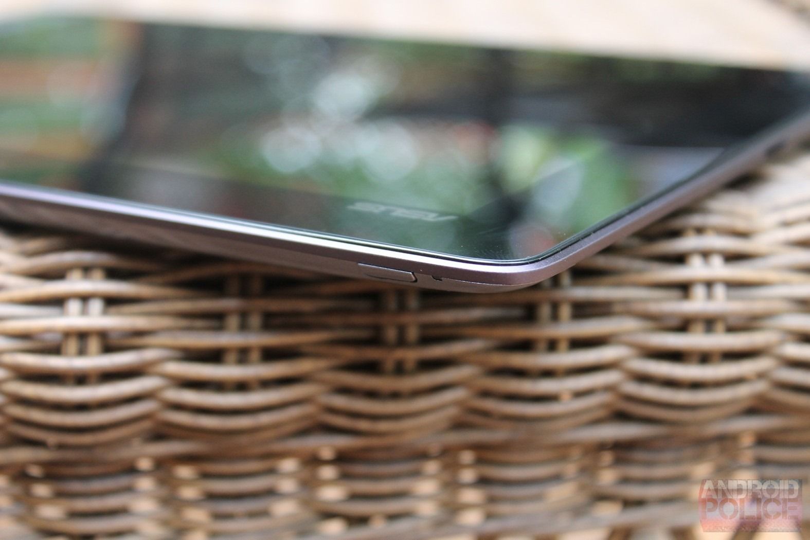 Asus Transformer Pad Infinity (TF700 Wi-Fi) Review: At The Crossroads ...