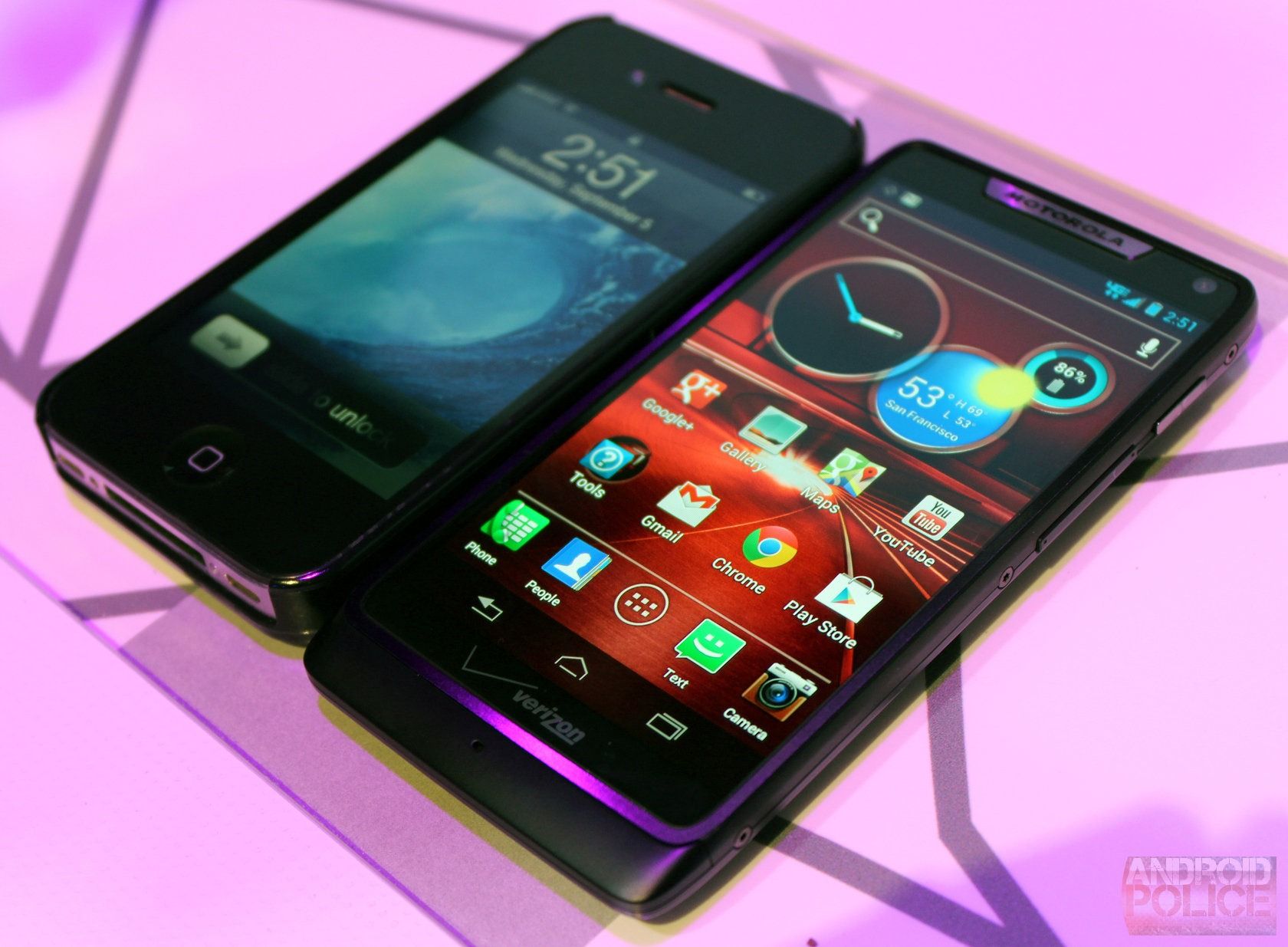 Hands On With The New DROID RAZR Family