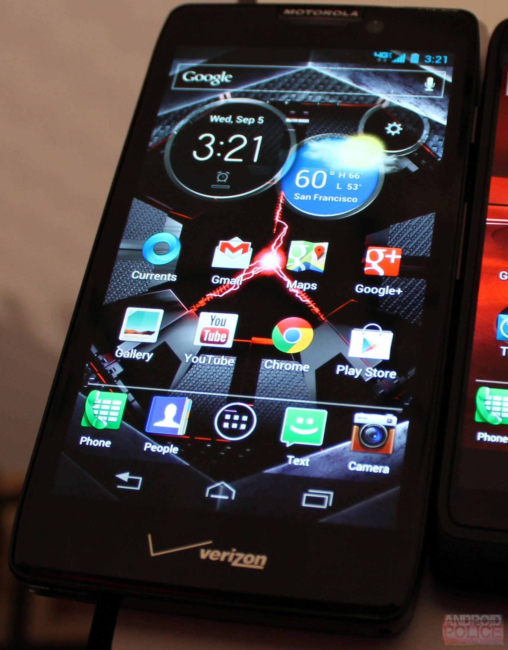 Hands On With The New DROID RAZR Family