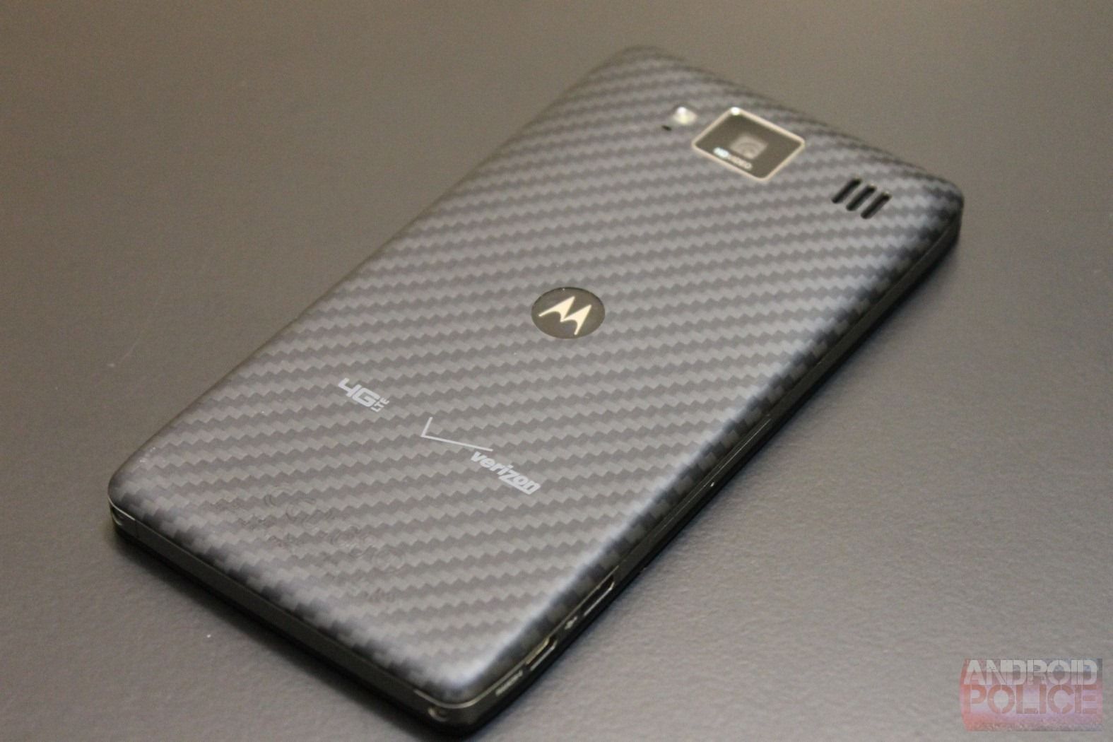 [Review] Motorola DROID RAZR HD: Far From Perfect, But I Love It Anyway