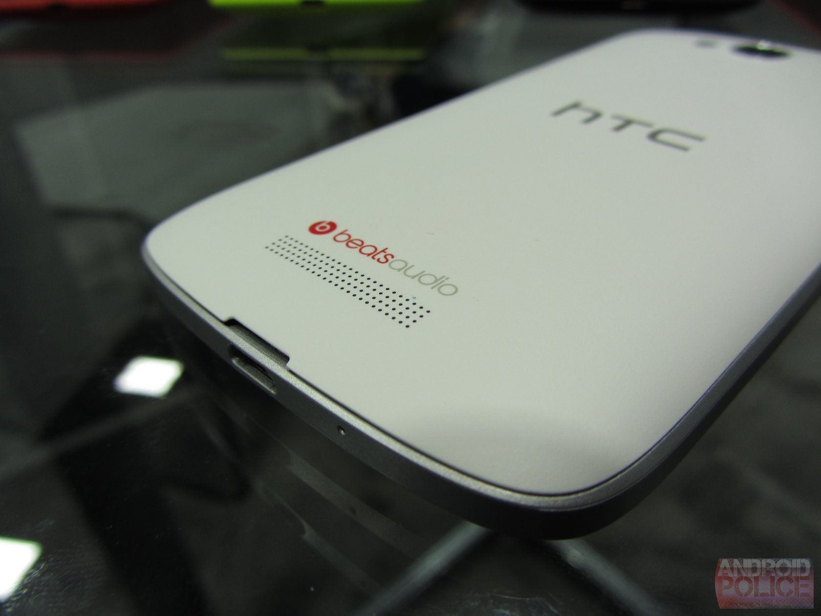 Hands-On With The HTC One X+ And One VX