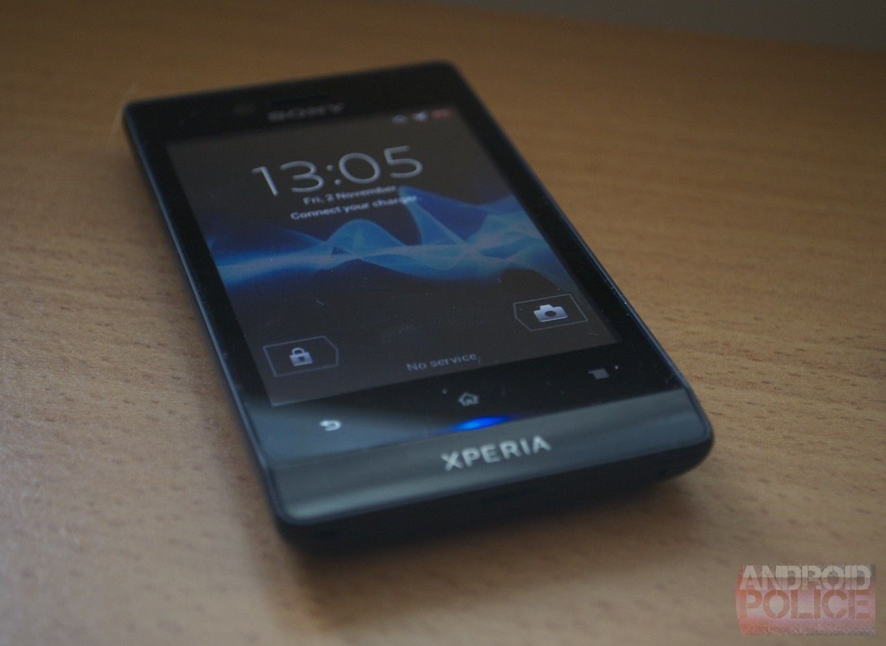 Sony Xperia Miro Review: The Ford KA Of Phones - You'll Get From A To B ...