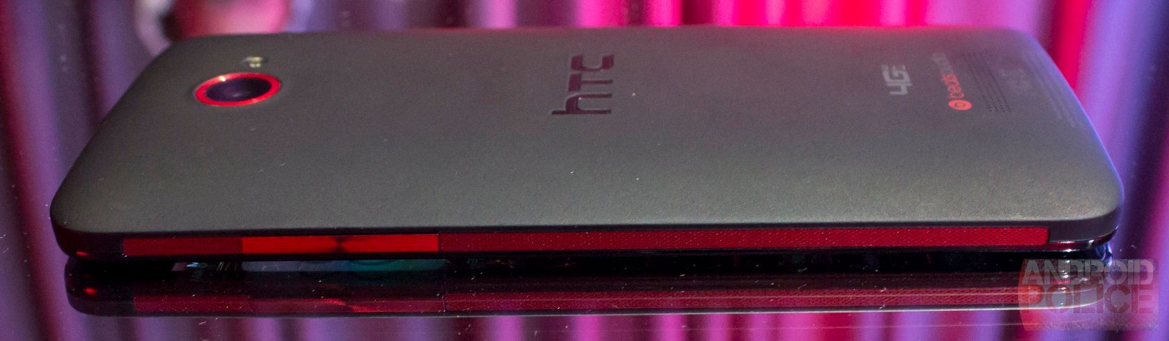 Hands on With The HTC DROID DNA: So Many Pixels!