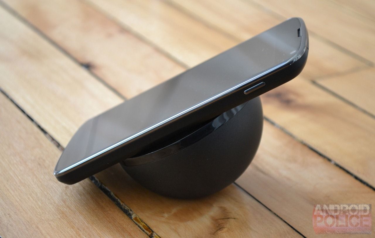 Nexus 4 Wireless Charging Orb Review: The Best $60 You Can Spend On A ...