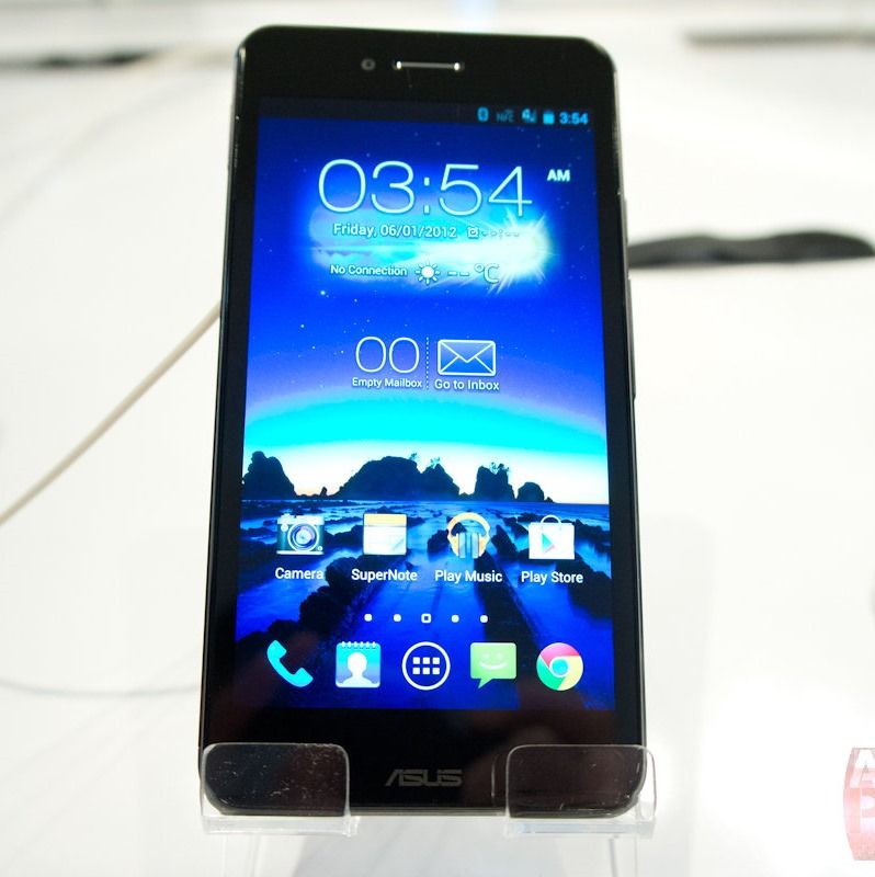 [MWC 2013] Hands-On (Video) With The ASUS Padfone Infinity And Fonepad