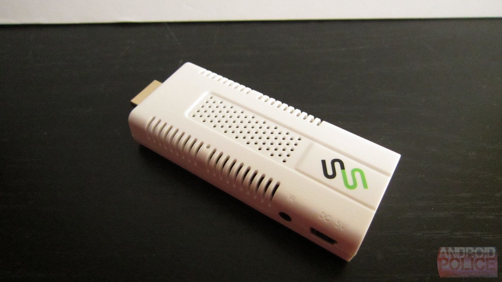 [Lightning Review] Favi SmartStick: Turn Your HDTV Into An Android ...