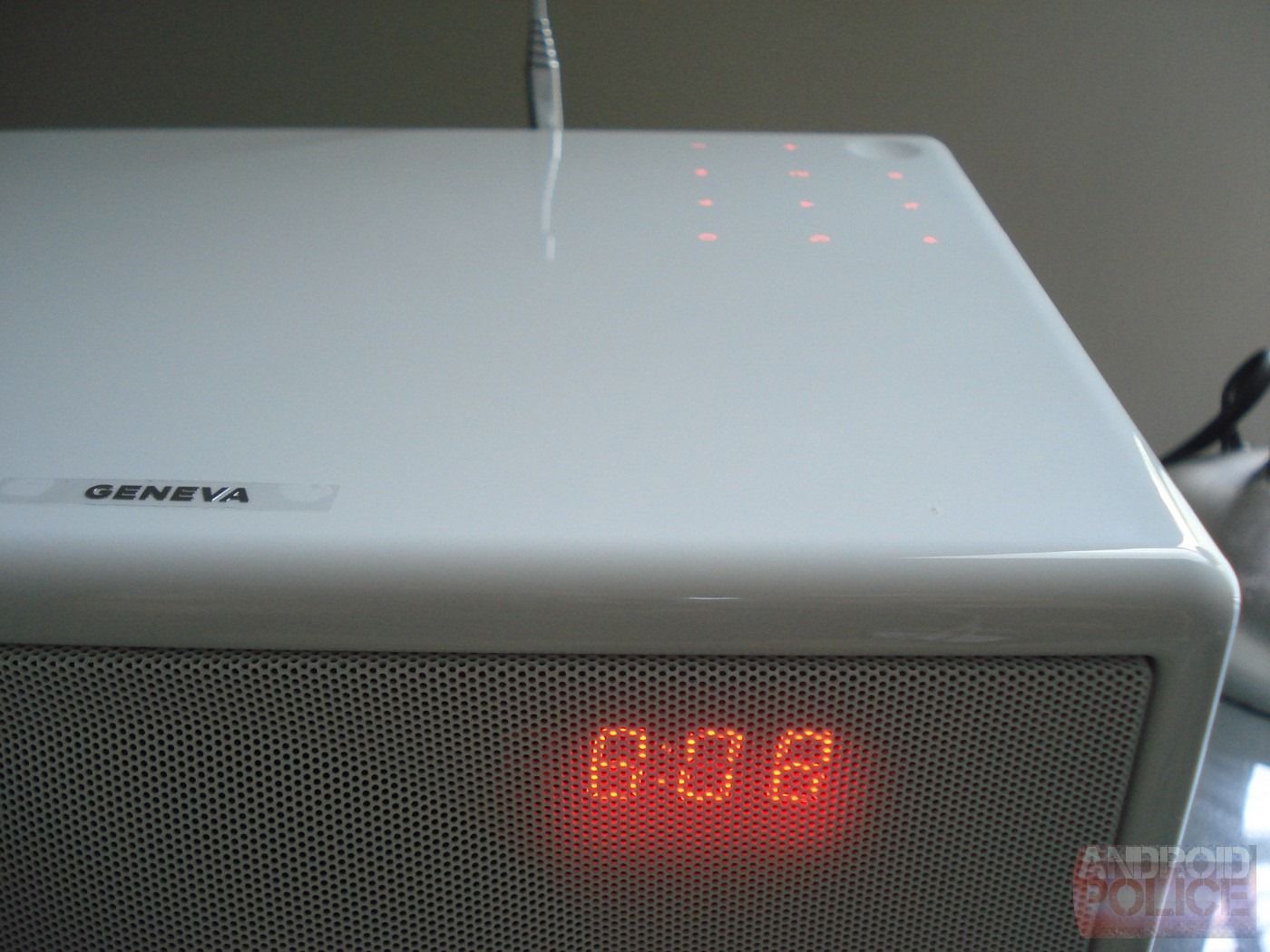 Geneva Model S Wireless Review: This Bluetooth Speaker Is Chic Décor ...