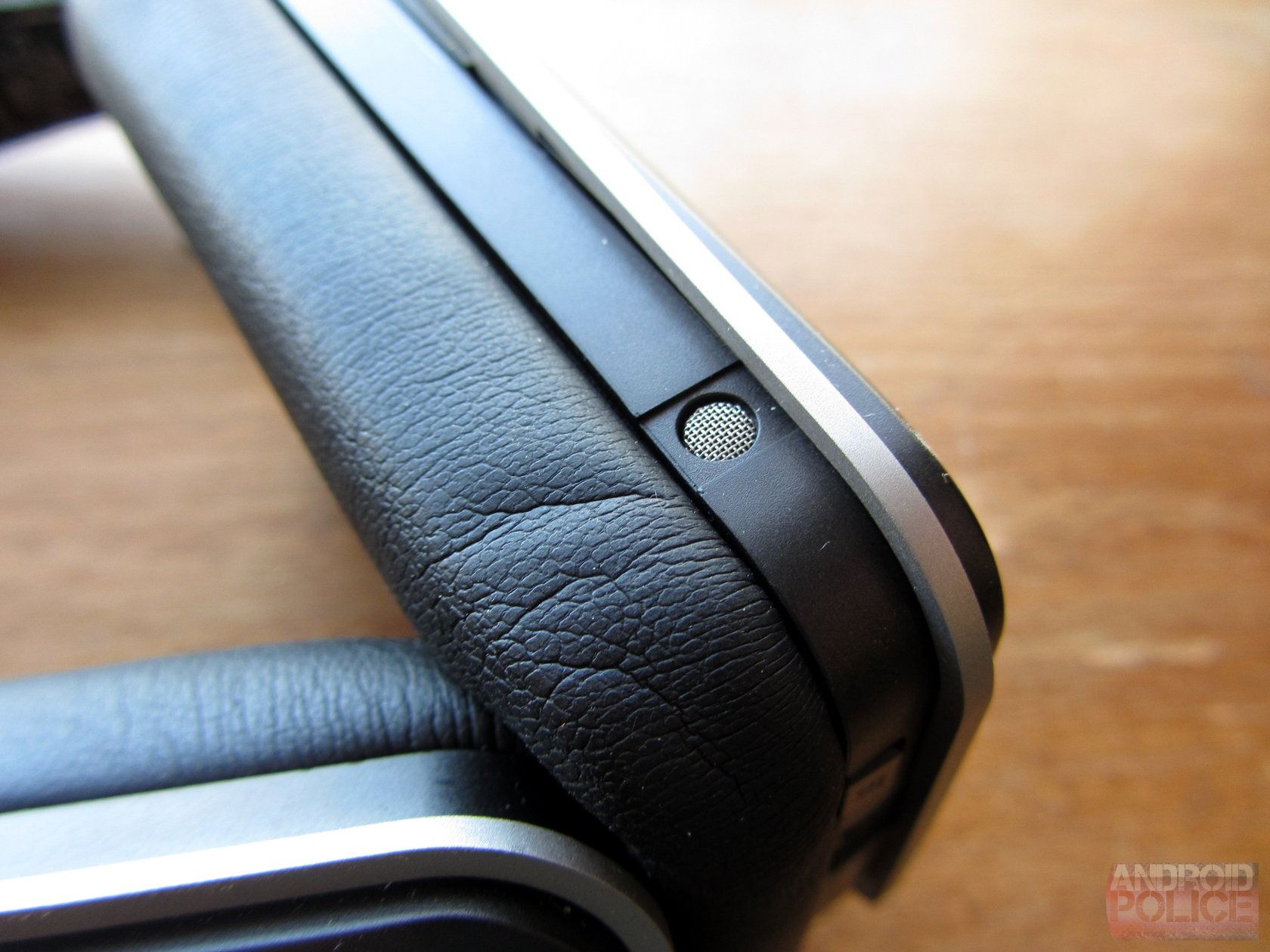 [Quick Review] Harman Kardon BT Bluetooth Headphones
