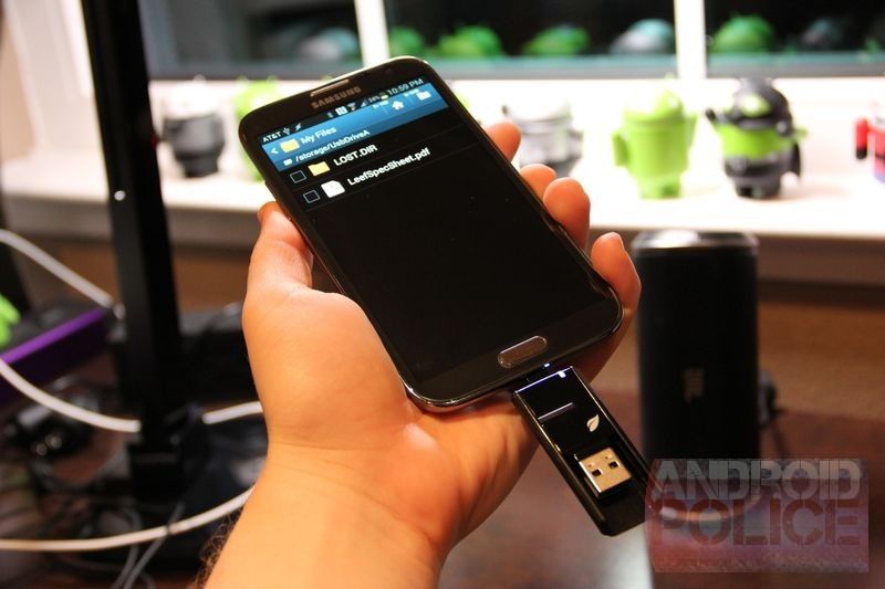 Leef Bridge Dual-USB/MicroUSB Flash Drive Does Not Discriminate Between ...