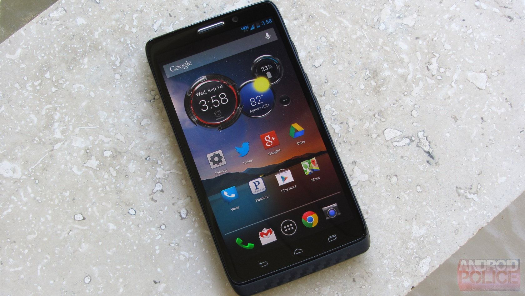 DROID Maxx / Mini Dual Review: Motorola Is Officially Back On Track
