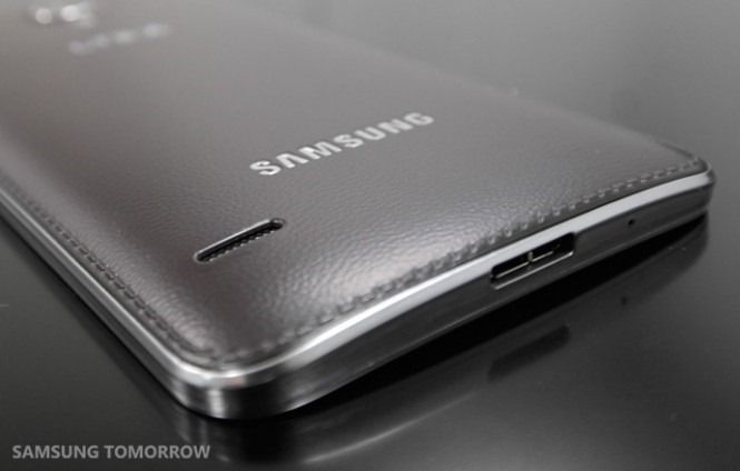 The Galaxy Round Is Samsung's Curved-Screen Phone: 5.7 Inches, 1080p ...