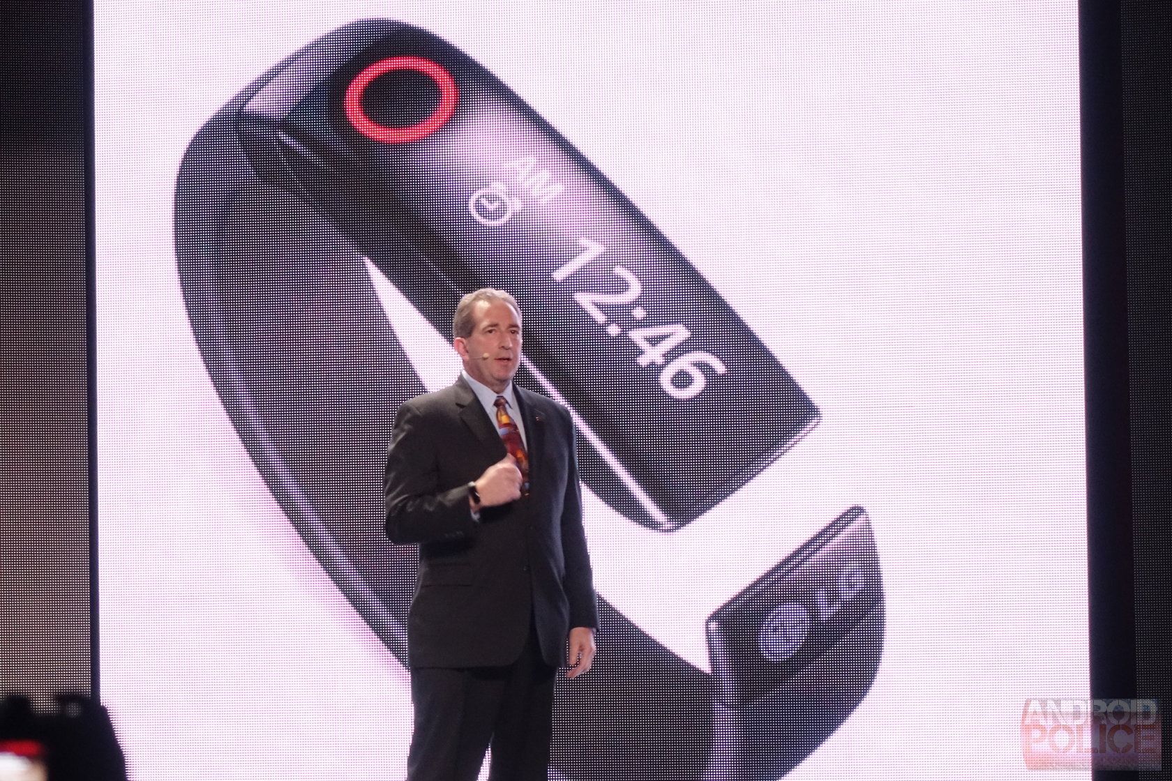 [CES 2014] LG Introduces The Lifeband Touch, A Fitness Tracker With A ...