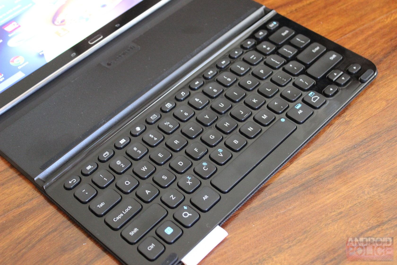 Logitech PRO Keyboard for Samsung Galaxy Note PRO and Tab PRO Lightning ...