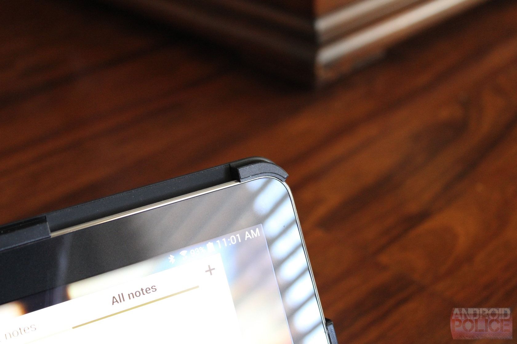 Logitech PRO Keyboard for Samsung Galaxy Note PRO and Tab PRO Lightning ...