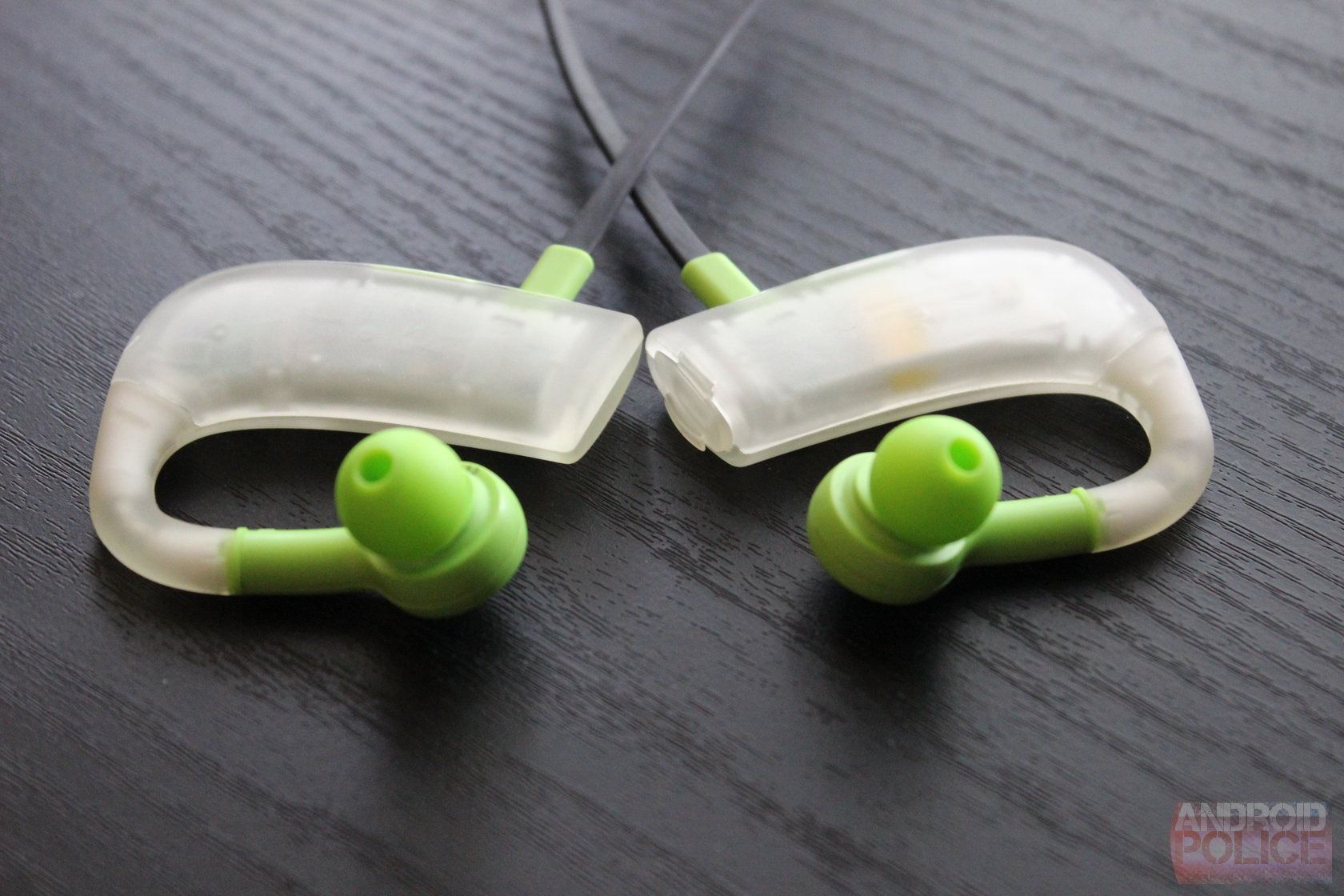 BlueAnt Pump HD Sportsbuds Review: A Sweat, Water, And Dust-Resistant ...