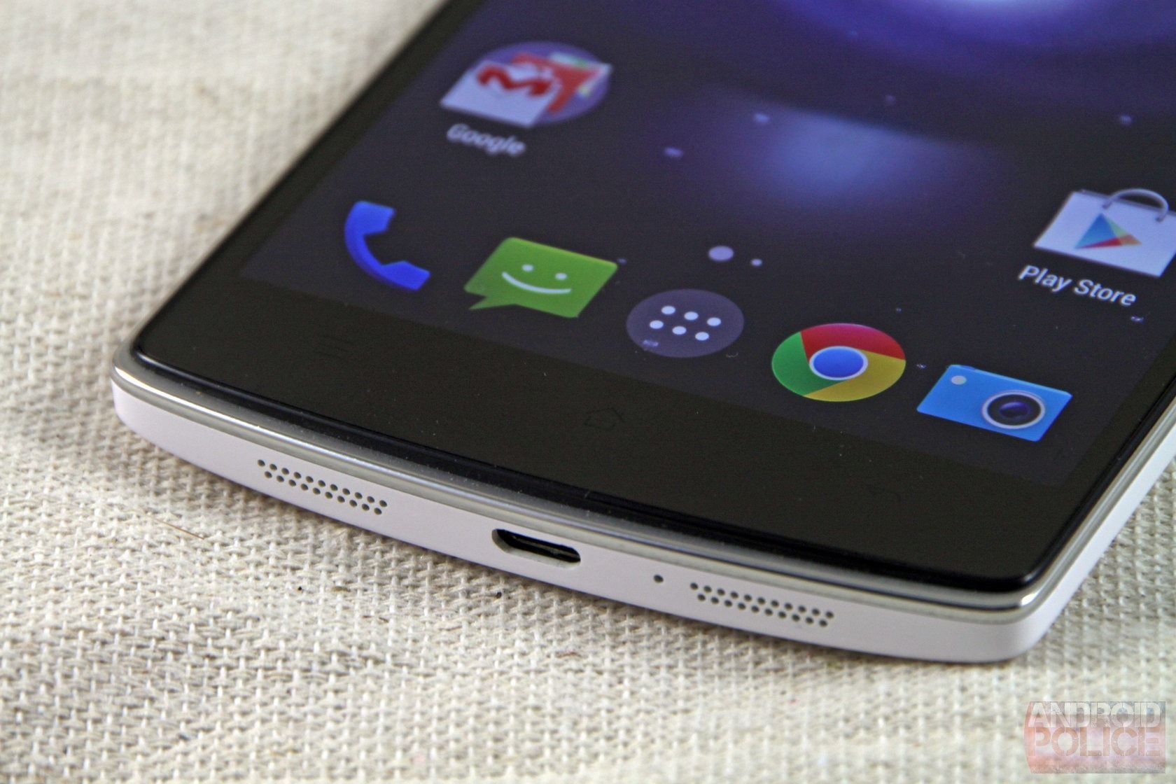 PSA: No, The OnePlus One Does Not Have A Secret MicroSD Card Slot ...